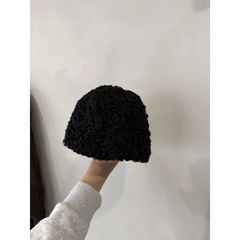Salon Francais | Accessories | Salon Francais Vintage Black Persian ...